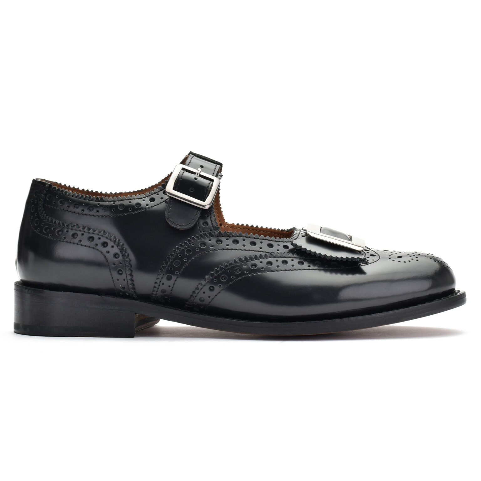 Buckle brogue